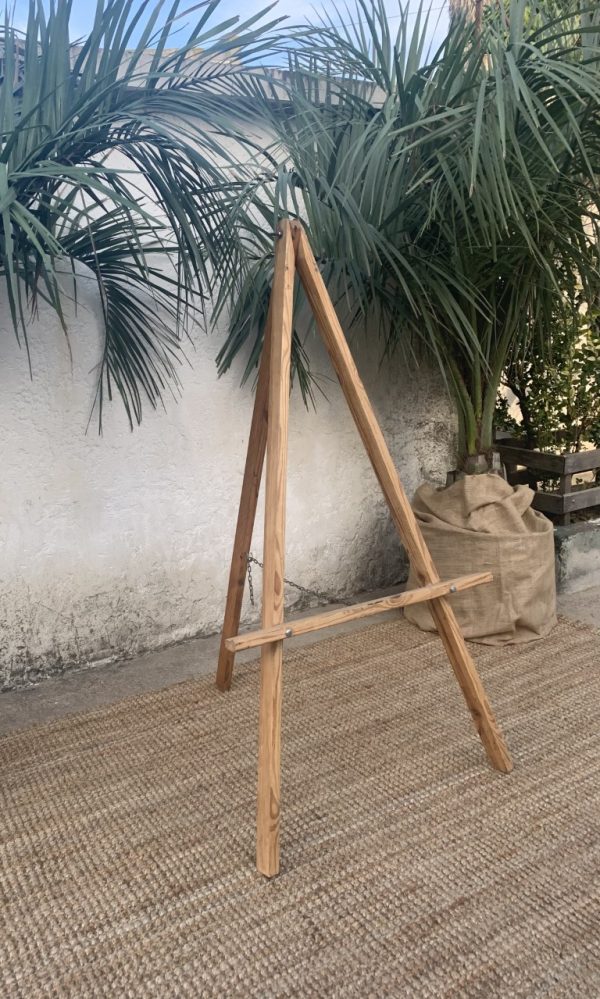 Atril Para Cuadro Pinotea - Supervielle - Alquiler y venta de mobiliario